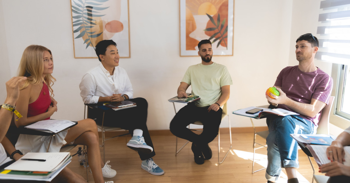 20h Long-term Spanish Course in Barcelona | Speakeasy BCN